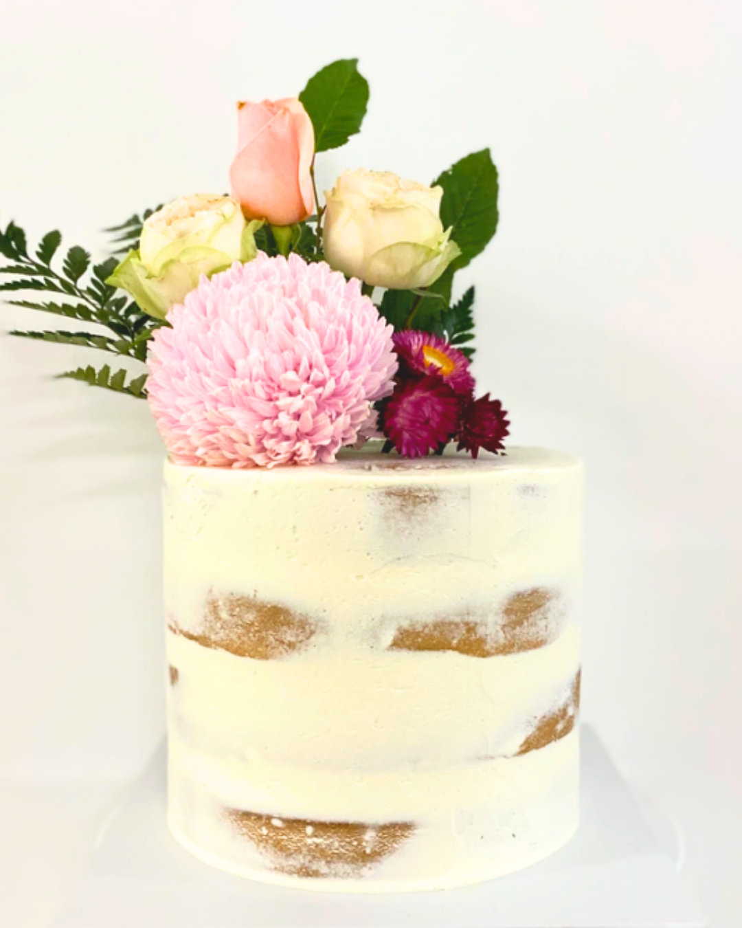 Semi Naked Cake – Dash Cakes