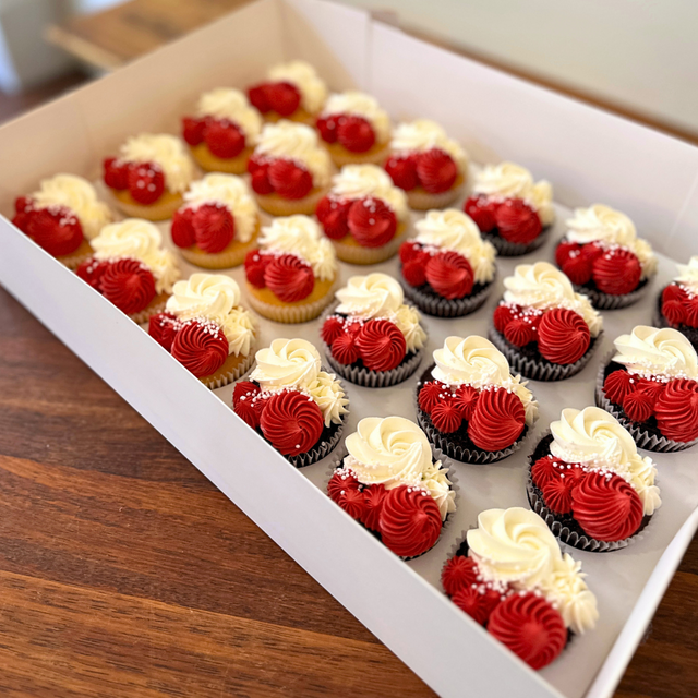 Signature Cupcakes – Dash Cakes